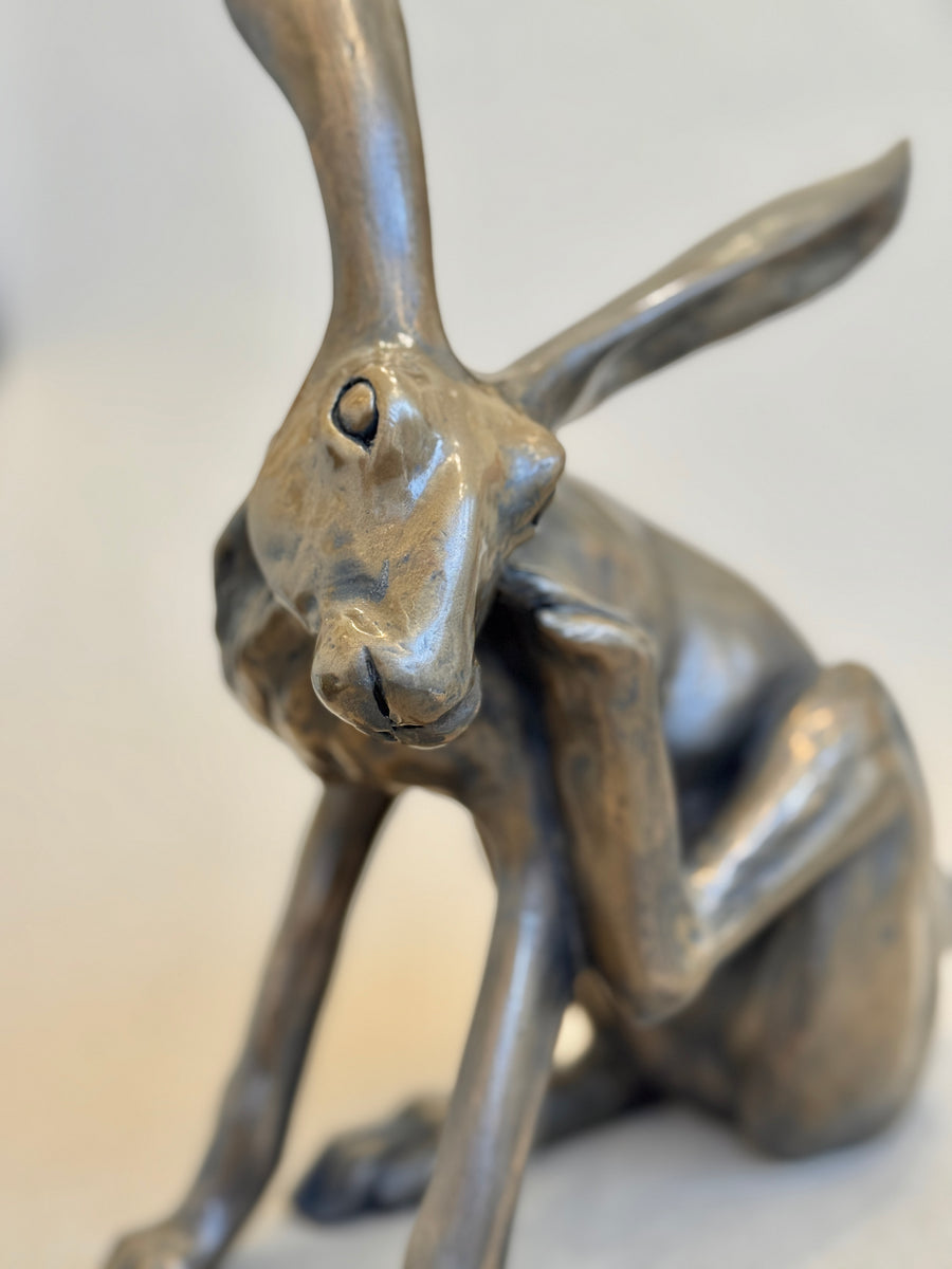 Scratching Hare – Park Gallery Cheltenham